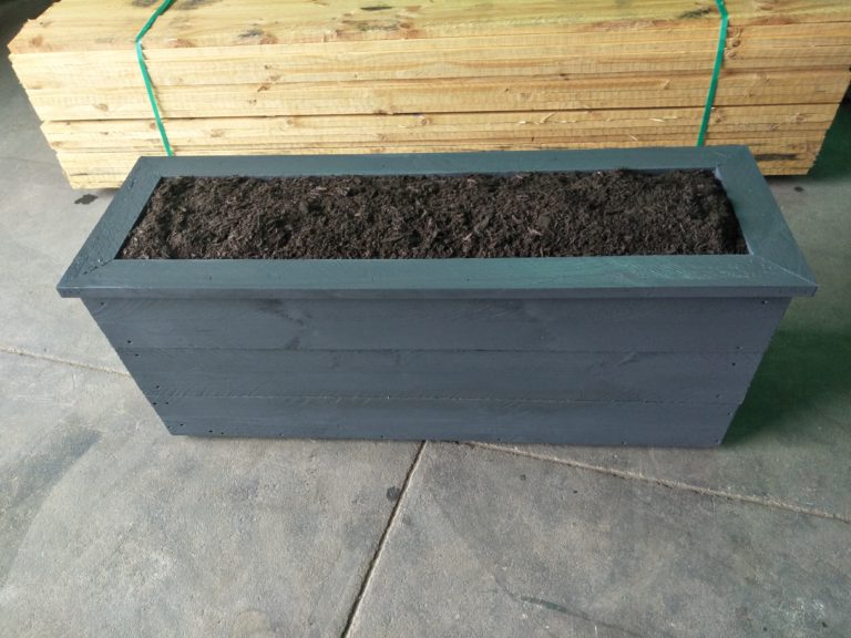 Planter Box Painted – Dan the Veggie Bin Man